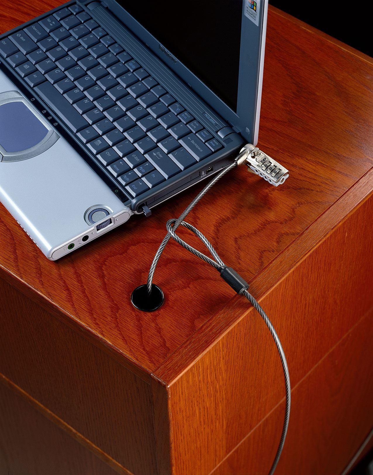 DEFCON CL (Laptop Cable Lock) (Black) DEFCON CL (Laptop Cable Lock) (Black)